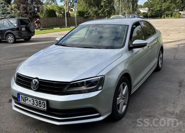 Grey Volkswagen Jetta 2015 in Jurmala, with an engine capacity of 1.40 L and mileage of 188 thousand km for 4900 €, photo 1 on AUTOMOTO.COM.LV