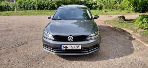 Pelēks Volkswagen Jetta 2015 Ventspils, ar dzinēja tilpumu 1.40 L un nobraukumu 205 tūkst. km par 3999 €, foto 8 vietnē AUTOMOTO.COM.LV