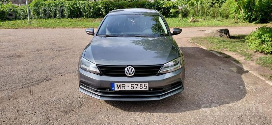 Pelēks Volkswagen Jetta 2015 Ventspils, ar dzinēja tilpumu 1.40 L un nobraukumu 205 tūkst. km par 3999 €, foto 8 vietnē AUTOMOTO.COM.LV