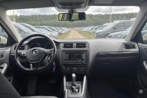 Pelēks Volkswagen Jetta 2015 Viļņa, ar dzinēja tilpumu 1.40 L un nobraukumu 162 tūkst. km par 6200 €, foto 8 vietnē AUTOMOTO.COM.LV