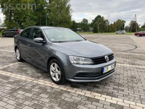 Pelēks Volkswagen Jetta 2015 Rīga, ar dzinēja tilpumu 1.40 L un nobraukumu 192 tūkst. km par 5300 €, foto 3 vietnē AUTOMOTO.COM.LV