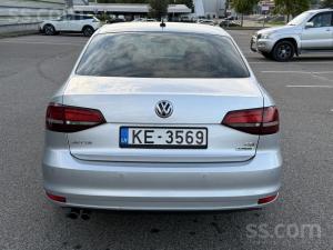 Grey Volkswagen Jetta 2015 in Riga, with an engine capacity of 1.40 L and mileage of 151 thousand km for 6500 €, photo 5 on AUTOMOTO.COM.LV