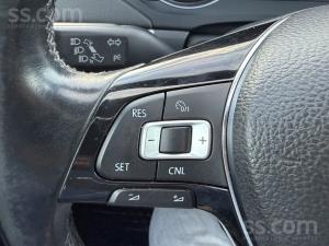 Grey Volkswagen Jetta 2015 in Riga, with an engine capacity of 1.40 L and mileage of 151 thousand km for 6500 €, photo 13 on AUTOMOTO.COM.LV