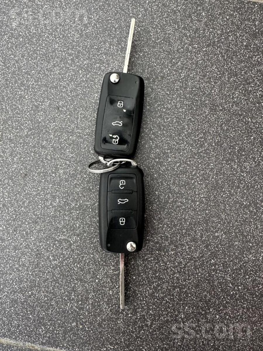 Pelēks Volkswagen Jetta 2015 Rīga, ar dzinēja tilpumu 1.40 L un nobraukumu 293 tūkst. km par 4450 €, foto 16 vietnē AUTOMOTO.COM.LV