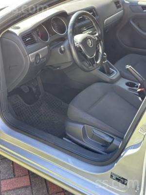 Pelēks Volkswagen Jetta 2015 Rīga, ar dzinēja tilpumu 1.40 L un nobraukumu 293 tūkst. km par 4450 €, foto 19 vietnē AUTOMOTO.COM.LV