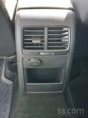 Pelēks Volkswagen Jetta 2015 Rīga, ar dzinēja tilpumu 1.40 L un nobraukumu 293 tūkst. km par 4450 €, foto 25 vietnē AUTOMOTO.COM.LV