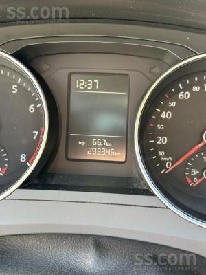Pelēks Volkswagen Jetta 2015 Rīga, ar dzinēja tilpumu 1.40 L un nobraukumu 293 tūkst. km par 4450 €, foto 26 vietnē AUTOMOTO.COM.LV
