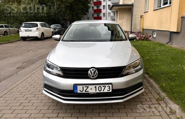Volkswagen Jetta 2015 LiepÄja vietnÄ PelÄks Volkswagen Jetta 2015 LiepÄja, ar dzinÄja tilpumu 2.00 L un nobraukumu 241 tÅ«kst. km par 4900 ā¬, foto 3 vietnÄ AUTOMOTO.COM.LV