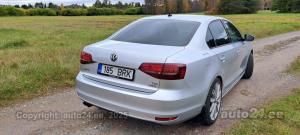 Pelēks Volkswagen Jetta 2016 Tallina, ar dzinēja tilpumu 1.40 L un nobraukumu 138 tūkst. km par 8250 €, foto 15 vietnē AUTOMOTO.COM.LV