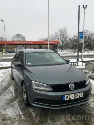 Pelēks Volkswagen Jetta 2016 Rīga, ar dzinēja tilpumu 1.40 L un nobraukumu 175 tūkst. km par 4700 €, foto  vietnē AUTOMOTO.COM.LV