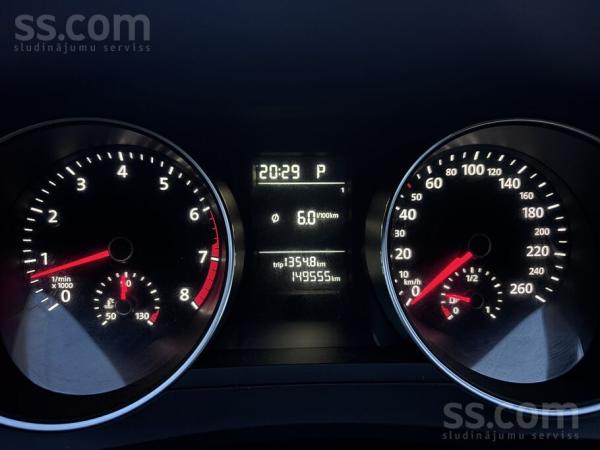 Grey Volkswagen Jetta 2016 in Ogre, with an engine capacity of 1.40 L and mileage of 150 thousand km for 5200 €, photo 6 on AUTOMOTO.COM.LV