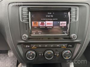 Pelēks Volkswagen Jetta 2017 Rīga, ar dzinēja tilpumu 2.00 L un nobraukumu 177 tūkst. km par 6900 €, foto 10 vietnē AUTOMOTO.COM.LV