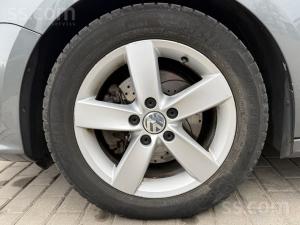 Pelēks Volkswagen Jetta 2017 Rīga, ar dzinēja tilpumu 2.00 L un nobraukumu 177 tūkst. km par 6900 €, foto 16 vietnē AUTOMOTO.COM.LV