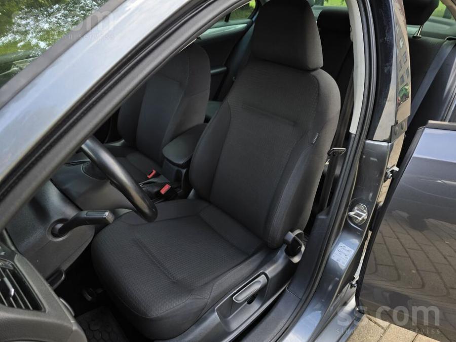 Pelēks Volkswagen Jetta 2017 Rīga, ar dzinēja tilpumu 1.40 L un nobraukumu 0 tūkst. km par 6500 €, foto 8 vietnē AUTOMOTO.COM.LV