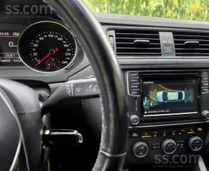 Pelēks Volkswagen Jetta 2017 Rīga, ar dzinēja tilpumu 1.40 L un nobraukumu 0 tūkst. km par 6500 €, foto 16 vietnē AUTOMOTO.COM.LV