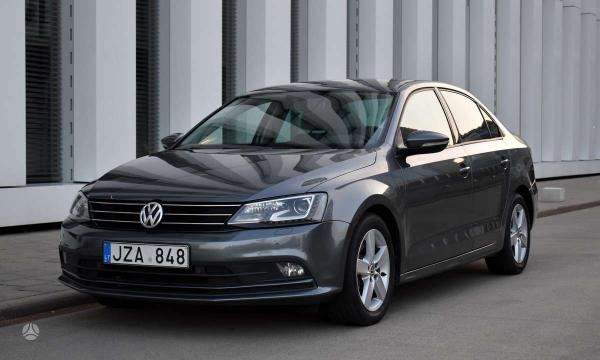 Pelēks Volkswagen Jetta 2017 Viļņa, ar dzinēja tilpumu 1.97 L un nobraukumu 244 tūkst. km par 6880 €, foto 1 vietnē AUTOMOTO.COM.LV