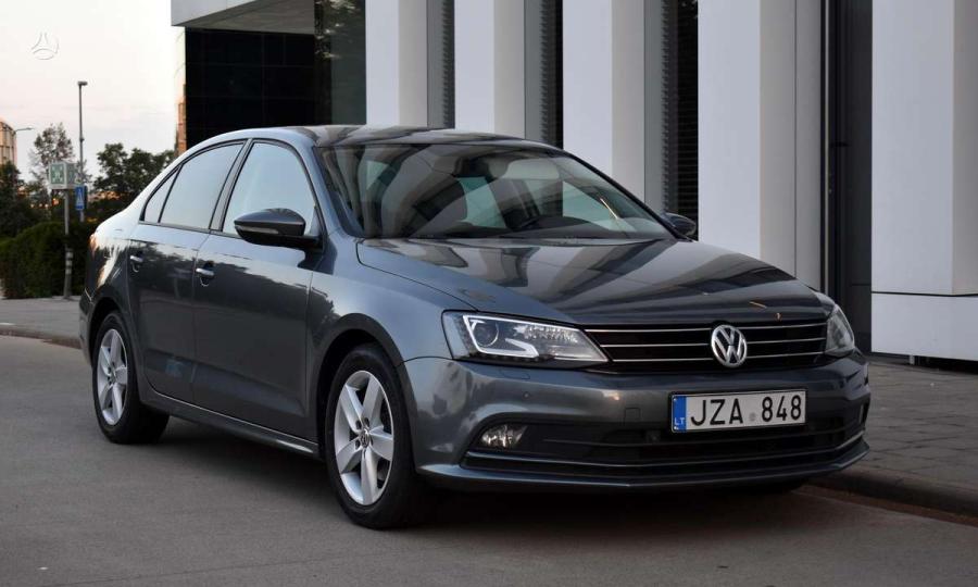 Pelēks Volkswagen Jetta 2017 Viļņa, ar dzinēja tilpumu 1.97 L un nobraukumu 244 tūkst. km par 6880 €, foto 7 vietnē AUTOMOTO.COM.LV