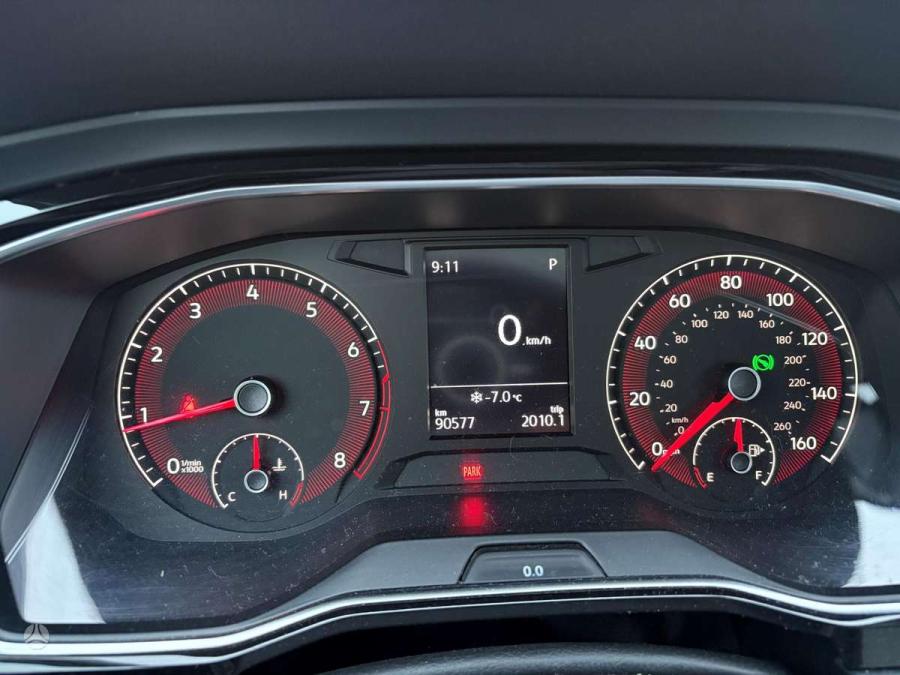 Grey Volkswagen Jetta 2019 in Vilnius, with an engine capacity of 1.40 L and mileage of 91 thousand km for 14500 €, photo 9 on AUTOMOTO.COM.LV