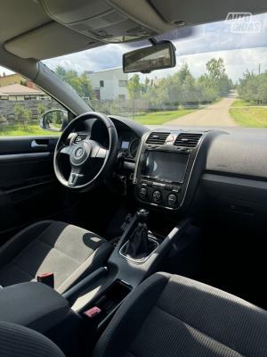 Volkswagen Jetta 2007 Viļņa, ar dzinēja tilpumu 1.90 L un nobraukumu 273 tūkst. km par 1999 €, foto 8 vietnē AUTOMOTO.COM.LV