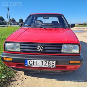 Sarkans Volkswagen Jetta 1991 Daugavpils, ar dzinēja tilpumu 1.30 L un nobraukumu 200 tūkst. km par 1350 €, foto  vietnē AUTOMOTO.COM.LV