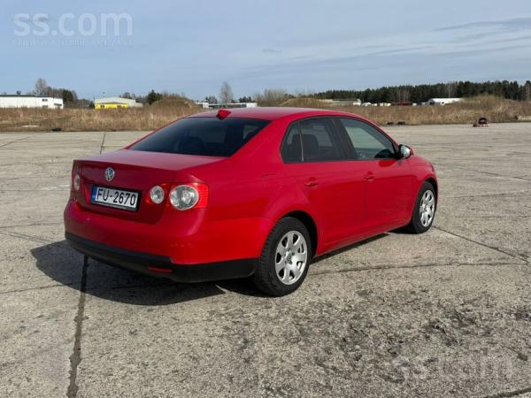 Sarkans Volkswagen Jetta 2006 Rīga, ar dzinēja tilpumu 1.60 L un nobraukumu 0 tūkst. km par 1699 €, foto 5 vietnē AUTOMOTO.COM.LV