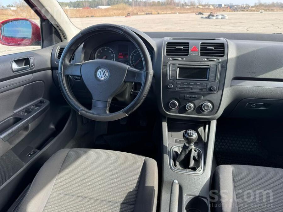 Sarkans Volkswagen Jetta 2006 Rīga, ar dzinēja tilpumu 1.60 L un nobraukumu 0 tūkst. km par 1699 €, foto 12 vietnē AUTOMOTO.COM.LV