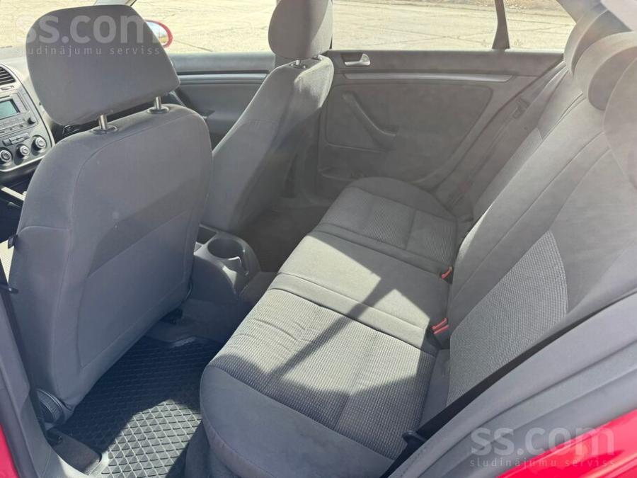 Sarkans Volkswagen Jetta 2006 Rīga, ar dzinēja tilpumu 1.60 L un nobraukumu 0 tūkst. km par 1699 €, foto 19 vietnē AUTOMOTO.COM.LV