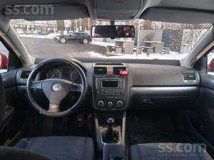 Красный Фольксваген Джетта 2006 в Рига, объемом двигателя 1.60 л и пробегом 227 тыс. км за 1750 €, фото 6 на AUTOMOTO.COM.LV