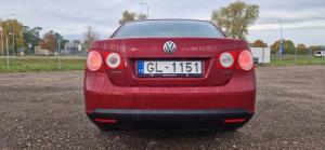 Red Volkswagen Jetta 2007 in Daugavpils, with an engine capacity of 1.60 L and mileage of 154 thousand km for 1450 €, photo 6 on AUTOMOTO.COM.LV
