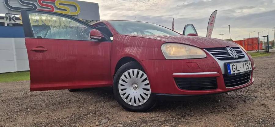Red Volkswagen Jetta 2007 in Daugavpils, with an engine capacity of 1.60 L and mileage of 154 thousand km for 1450 €, photo 32 on AUTOMOTO.COM.LV