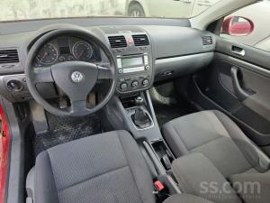 Sarkans Volkswagen Jetta 2008 Rīga, ar dzinēja tilpumu 1.60 L un nobraukumu 148 tūkst. km par 1950 €, foto 11 vietnē AUTOMOTO.COM.LV