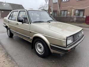 Volkswagen Jetta 1987 Kauņa, ar dzinēja tilpumu 1.80 L un nobraukumu 221 tūkst. km par 1100 €, foto 3 vietnē AUTOMOTO.COM.LV