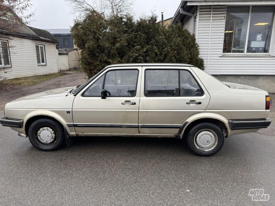 Volkswagen Jetta 1987 Kauņa, ar dzinēja tilpumu 1.80 L un nobraukumu 221 tūkst. km par 1100 €, foto 9 vietnē AUTOMOTO.COM.LV
