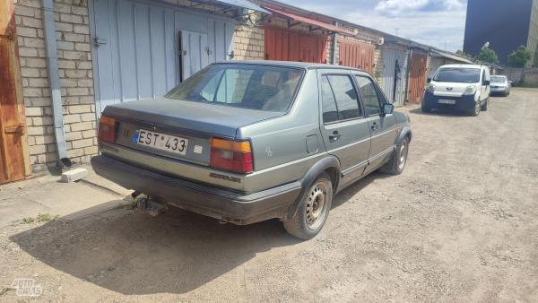 Volkswagen Jetta 1987 Kauņa, ar dzinēja tilpumu 1.60 L un nobraukumu 285 tūkst. km par 430 €, foto 3 vietnē AUTOMOTO.COM.LV