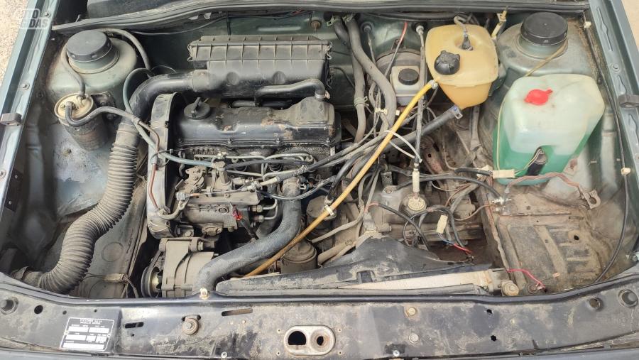 Volkswagen Jetta 1987 Kauņa, ar dzinēja tilpumu 1.60 L un nobraukumu 285 tūkst. km par 430 €, foto 10 vietnē AUTOMOTO.COM.LV