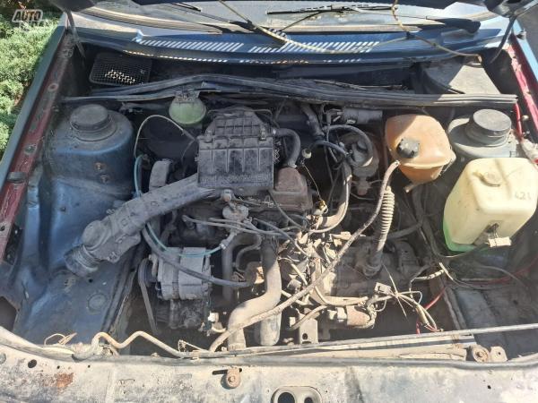 Volkswagen Jetta 1988 Radviliškis, ar dzinēja tilpumu 1.60 L un nobraukumu 257 tūkst. km par 170 €, foto 4 vietnē AUTOMOTO.COM.LV