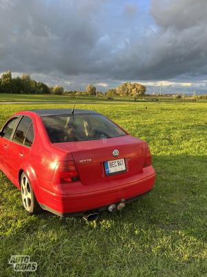 Volkswagen Jetta 1999 in Joniskis, with an engine capacity of 2.00 L and mileage of 288 thousand km for 1300 €, photo 4 on AUTOMOTO.COM.LV