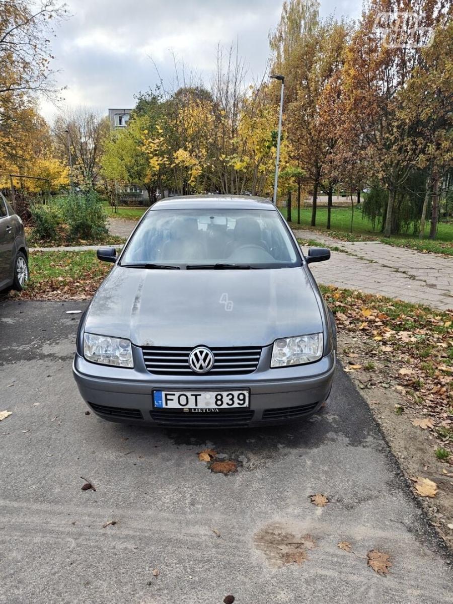 Volkswagen Jetta 2003 in Vilnius, with an engine capacity of 2.00 L and mileage of 285 thousand km for 1000 €, photo 24 on AUTOMOTO.COM.LV