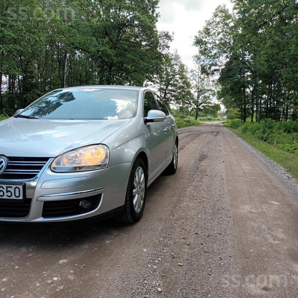 Volkswagen Jetta 2006 in Jelgava, with an engine capacity of 1.90 L and mileage of 219 thousand km for 2890 €, photo 3 on AUTOMOTO.COM.LV