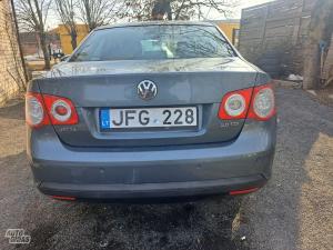 Volkswagen Jetta 2006 in Radviliskis, with an engine capacity of 2.00 L and mileage of 265 thousand km for 1200 €, photo 3 on AUTOMOTO.COM.LV