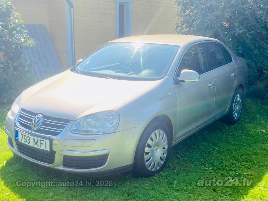 Volkswagen Jetta 2006 Tartu, ar dzinēja tilpumu 1.60 L un nobraukumu 200 tūkst. km par 4500 €, foto 3 vietnē AUTOMOTO.COM.LV