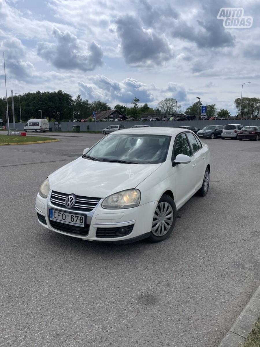 Volkswagen Jetta 2006 Kauņa, ar dzinēja tilpumu 1.90 L un nobraukumu 300 tūkst. km par 550 €, foto 3 vietnē AUTOMOTO.COM.LV