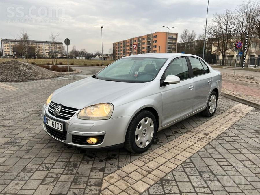 Фольксваген Джетта 2006 в Елгава, объемом двигателя 1.60 л и пробегом 280 тыс. км за 1600 €, фото 4 на AUTOMOTO.COM.LV