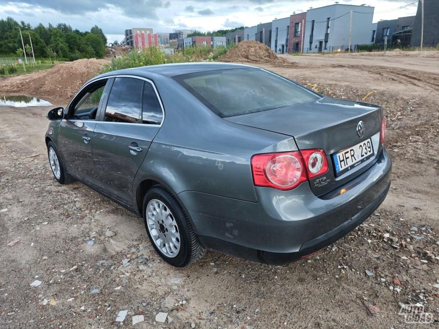 Фольксваген Джетта 2006 в Вильнюс, объемом двигателя 1.90 л и пробегом 324 тыс. км за 1600 €, фото 6 на AUTOMOTO.COM.LV