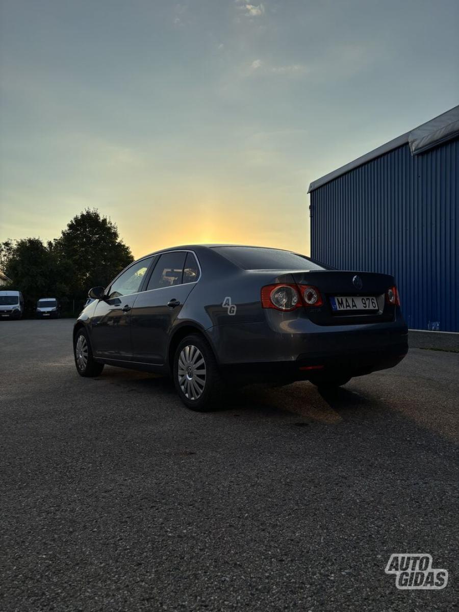 Volkswagen Jetta 2006 Kauņa, ar dzinēja tilpumu 2.00 L un nobraukumu 276 tūkst. km par 1450 €, foto 5 vietnē AUTOMOTO.COM.LV