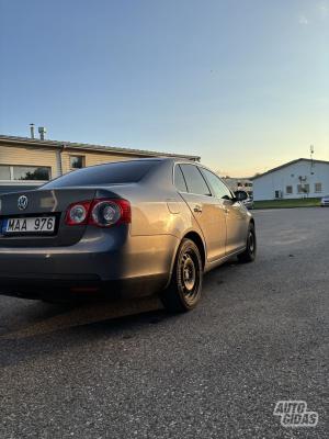 Volkswagen Jetta 2006 Kauņa, ar dzinēja tilpumu 2.00 L un nobraukumu 276 tūkst. km par 1450 €, foto 7 vietnē AUTOMOTO.COM.LV