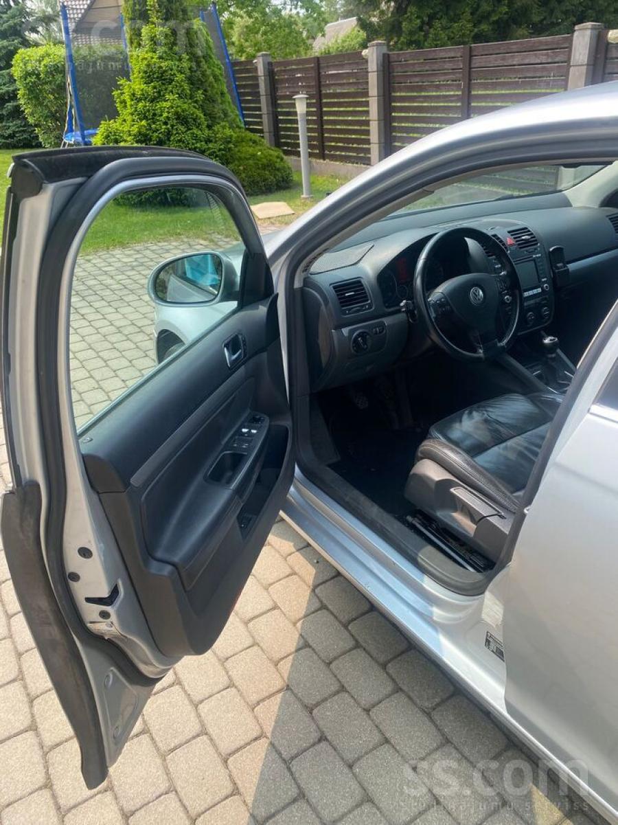 Volkswagen Jetta 2007 Rīga, ar dzinēja tilpumu 1.90 L un nobraukumu 268 tūkst. km par 4800 €, foto 7 vietnē AUTOMOTO.COM.LV