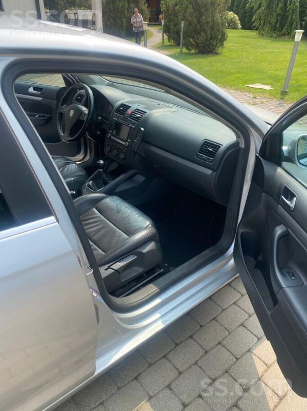 Volkswagen Jetta 2007 Rīga, ar dzinēja tilpumu 1.90 L un nobraukumu 268 tūkst. km par 4800 €, foto 10 vietnē AUTOMOTO.COM.LV