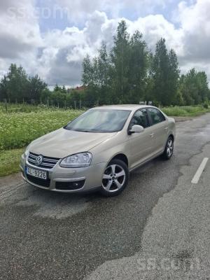 Volkswagen Jetta 2007 Ventspils, ar dzinēja tilpumu 1.60 L un nobraukumu 263 tūkst. km par 6000 €, foto 1 vietnē AUTOMOTO.COM.LV