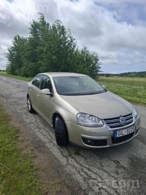 Volkswagen Jetta 2007 Ventspils, ar dzinēja tilpumu 1.60 L un nobraukumu 263 tūkst. km par 6000 €, foto 3 vietnē AUTOMOTO.COM.LV